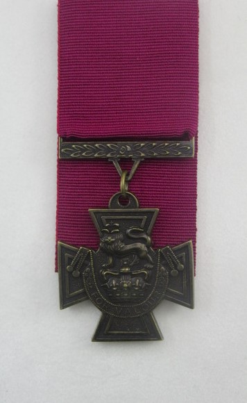 Replica Victoria Cross - Lone Pine Medals
